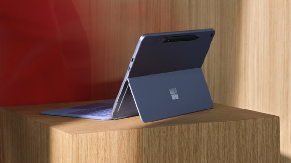 Surface Pro 12 inch X Plus RAM 16GB SSD 512GB Ocean